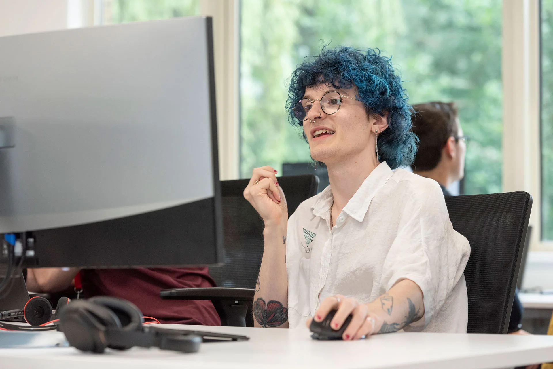 Microsoft Loop vs. OneNote: The Notetaking Head-to-Head